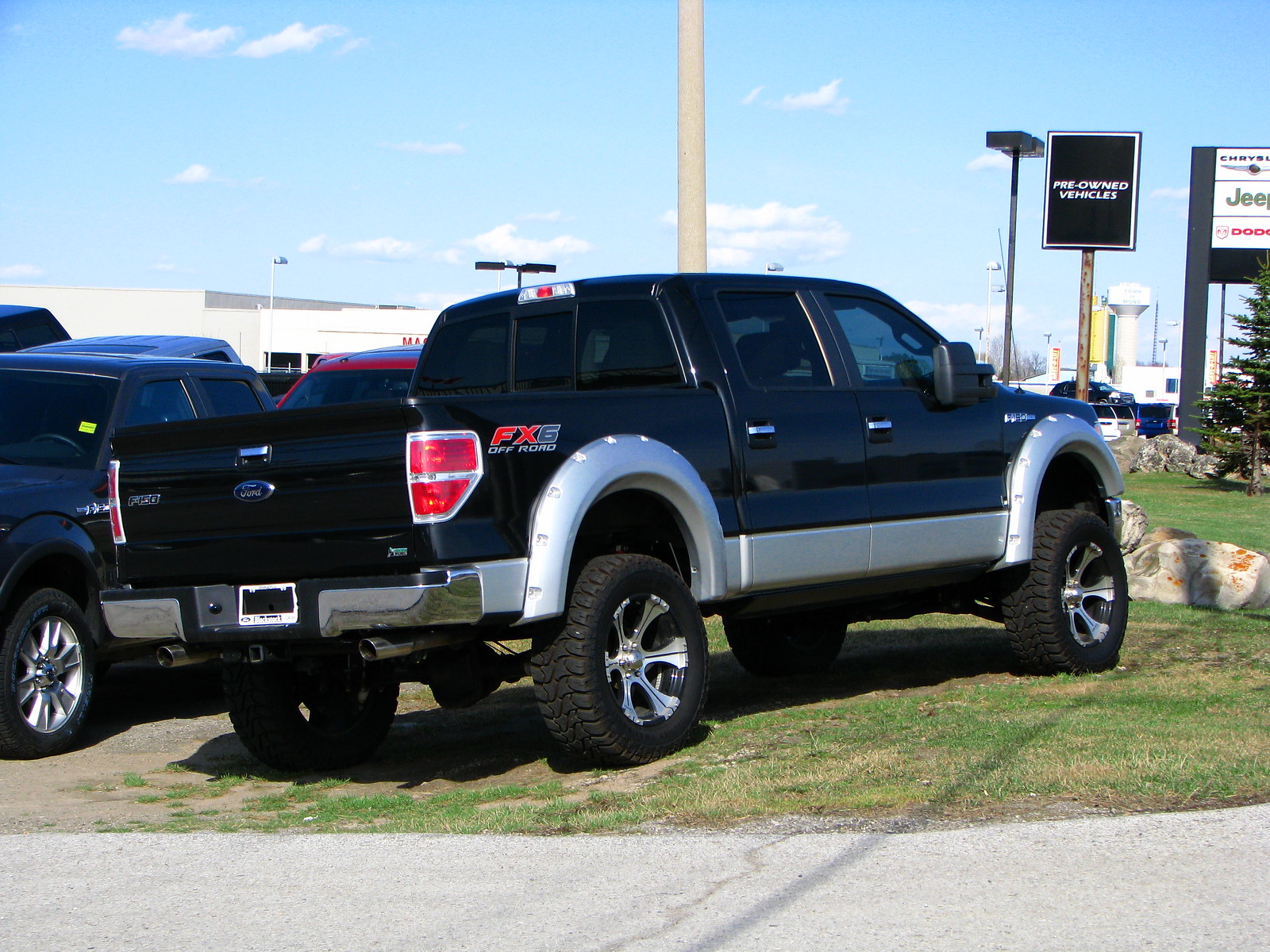Where Can I Get a Lift Kit Installed? - Truxx
