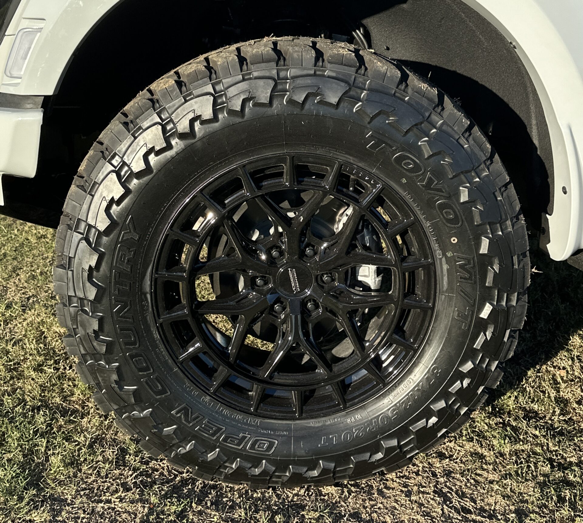 The 2024 Ford Raptor R: A Bold, Custom-Built Power House by Truxx ...