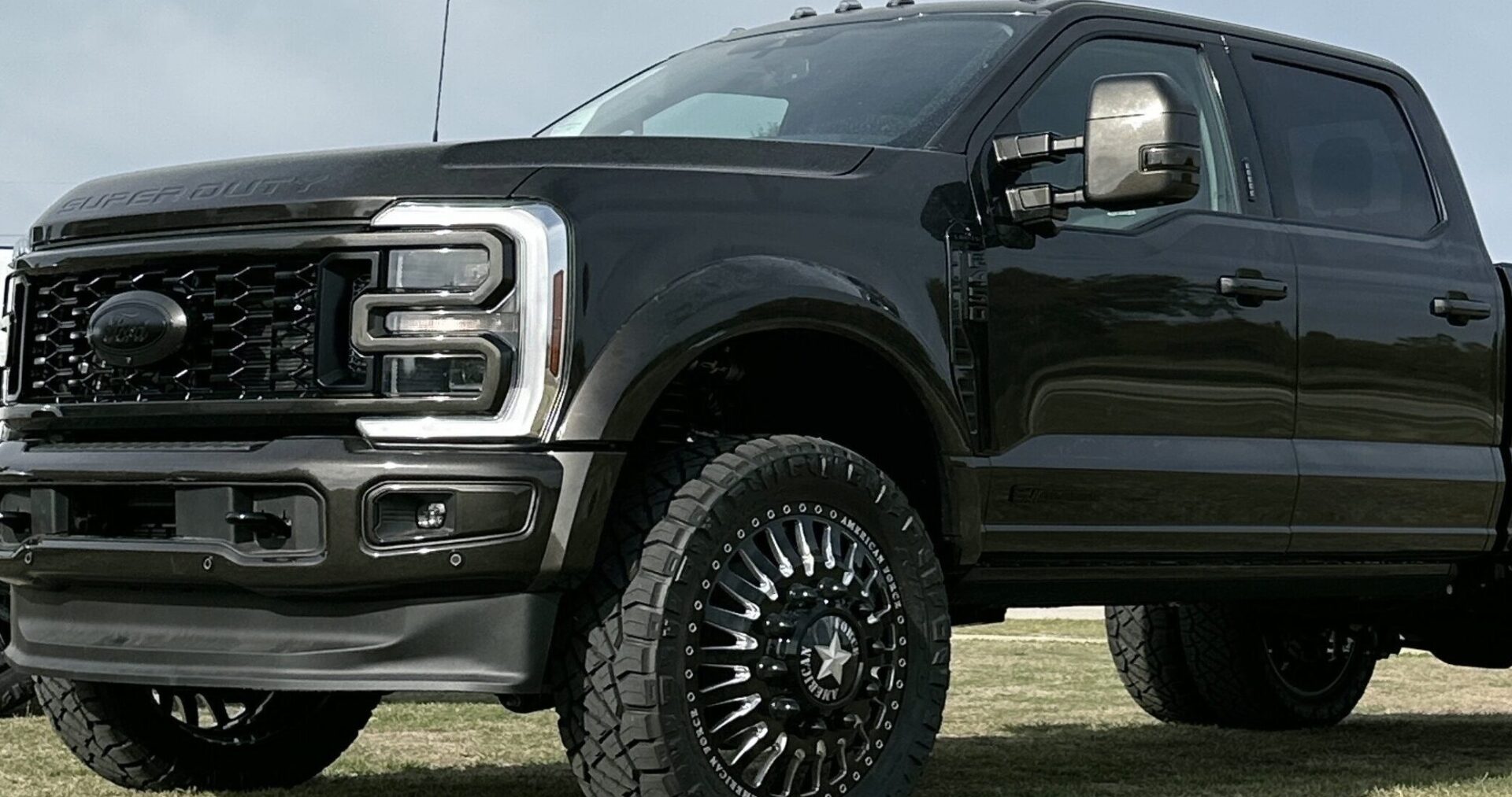 A Custom Workhorse: The 2024 Ford F-450 Platinum Super Duty - Truxx
