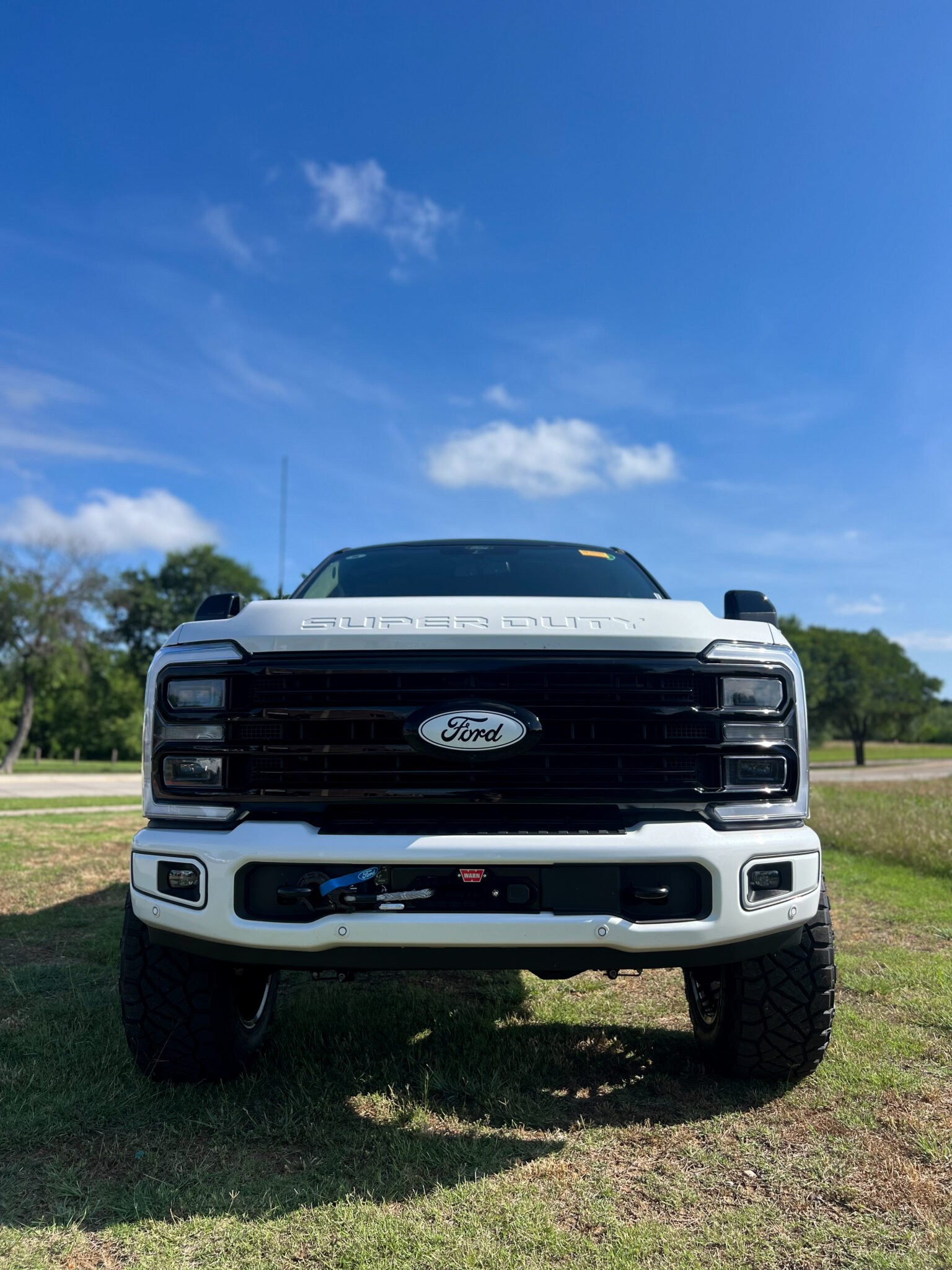Custom Ford F-250 Super Duty Platinum Build - Truxx