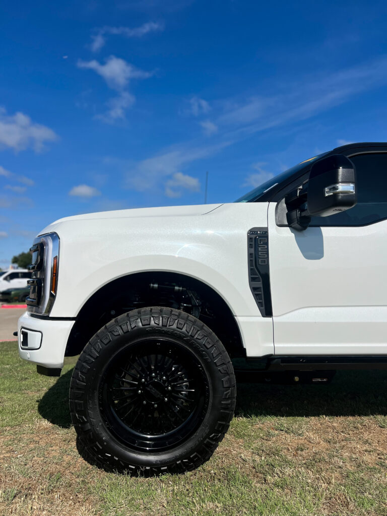 Custom Ford F-250 Super Duty Platinum Build - Truxx