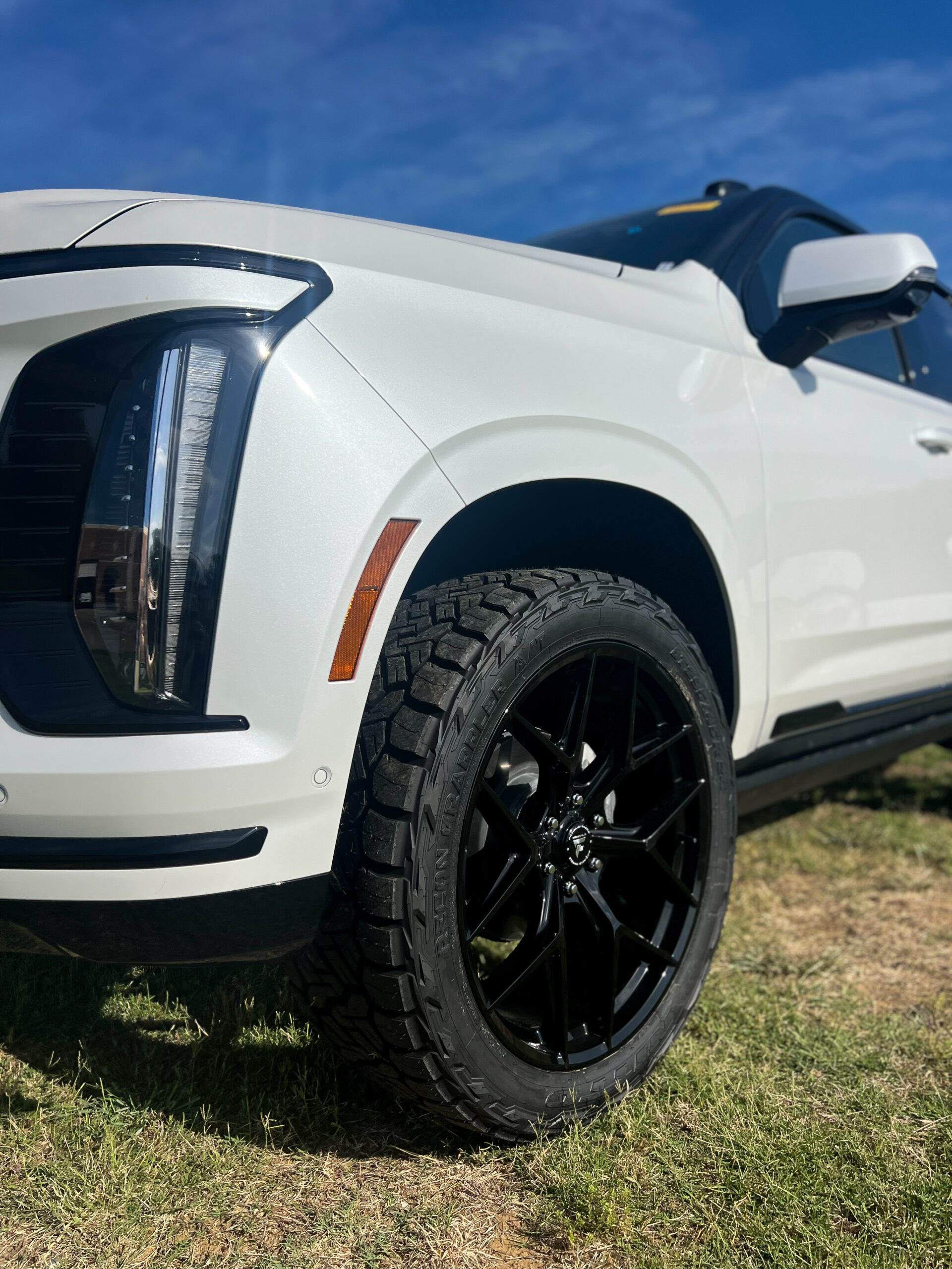 Custom Cadillac Escalade Build: Leveling Kit, Off-Road Wheels & XPEL ...