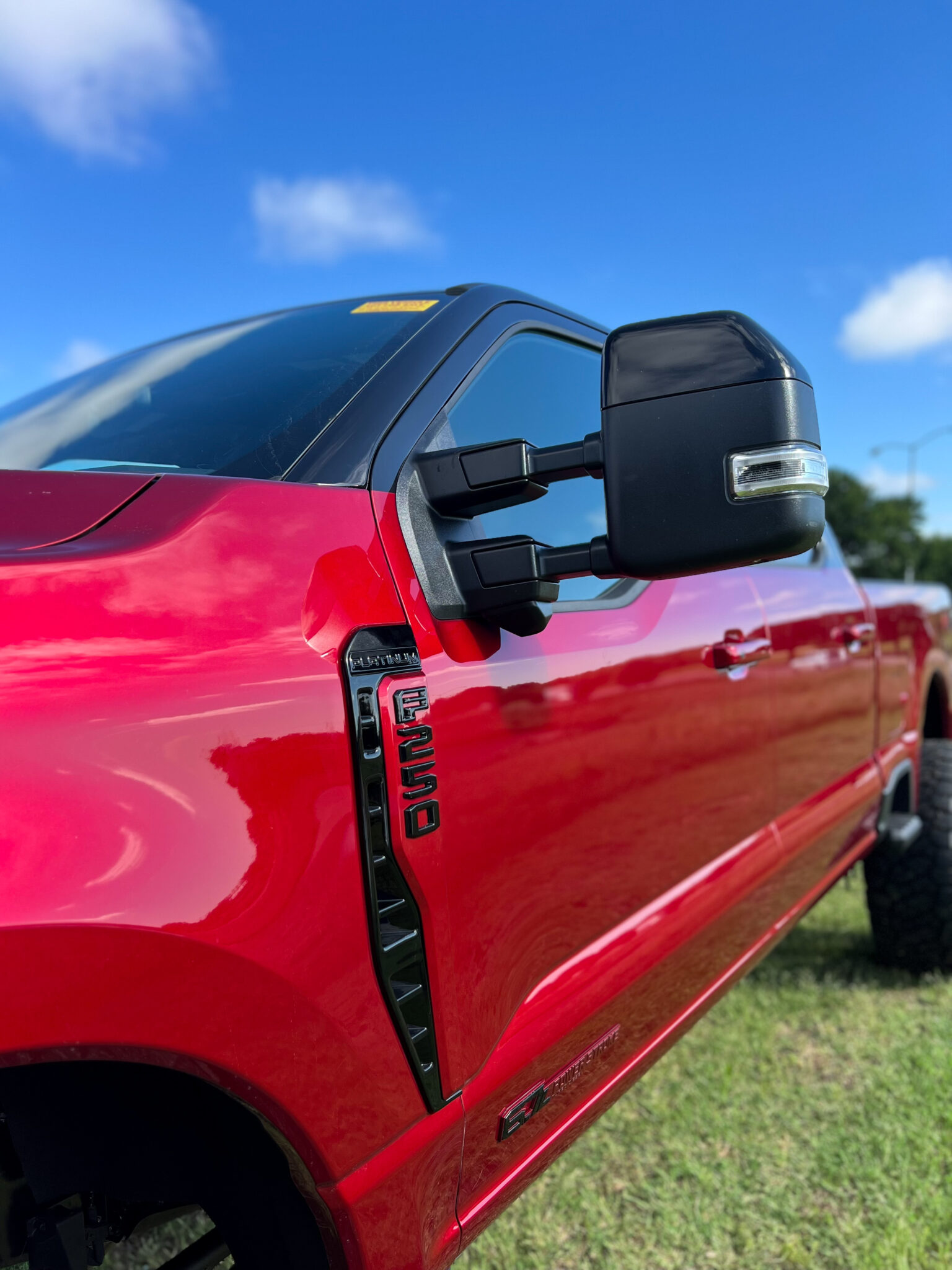 Show-Stopping Ford F-250 Super Duty Custom Build - Truxx