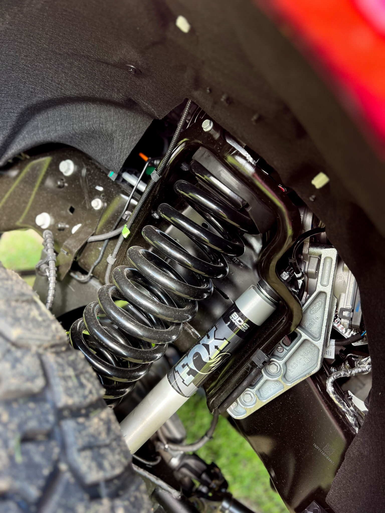 Show-Stopping Ford F-250 Super Duty Custom Build - Truxx