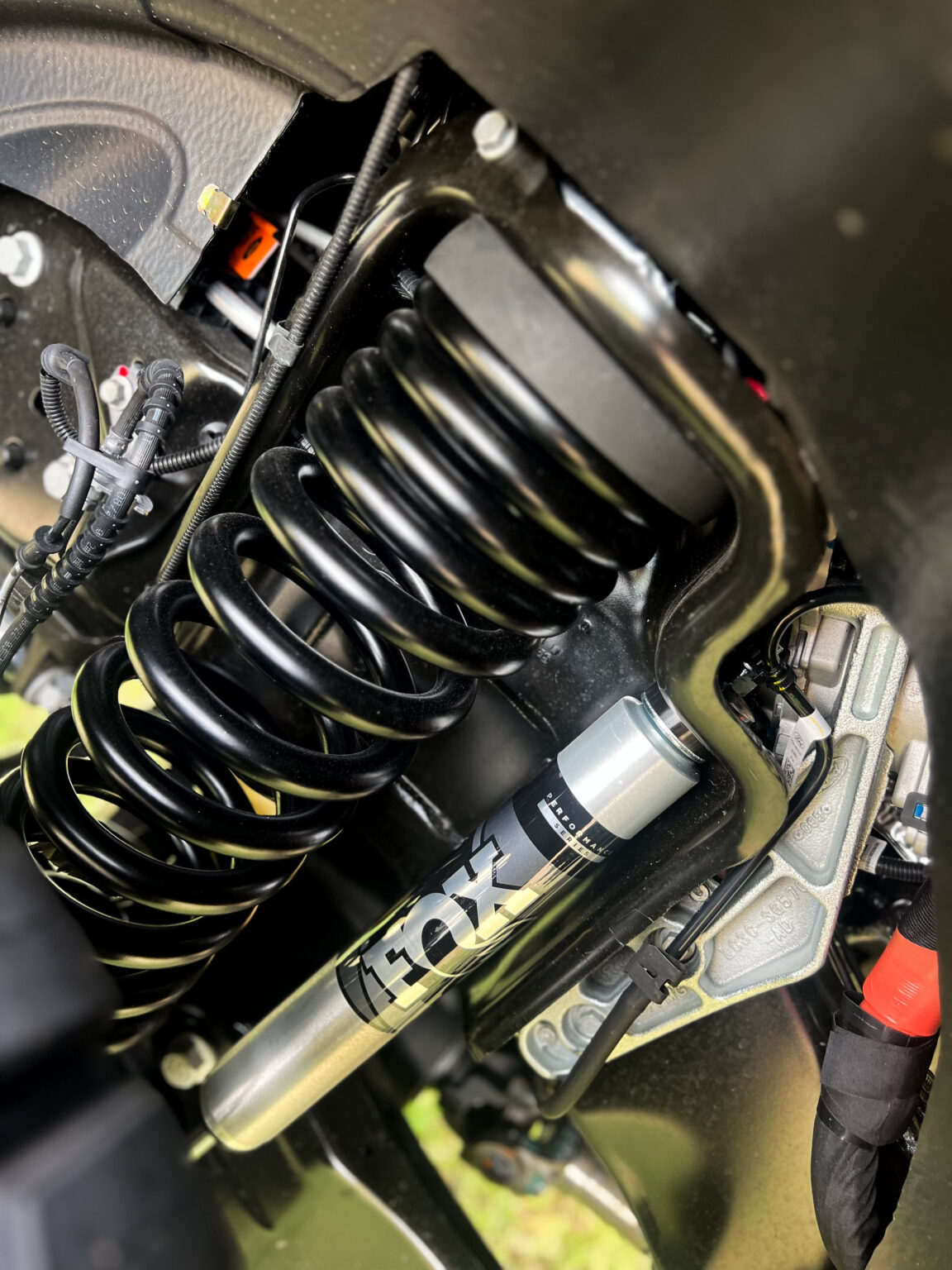 Insane Custom Ford F-450 Build That Leaves Stock Trucks in the Dust - Truxx