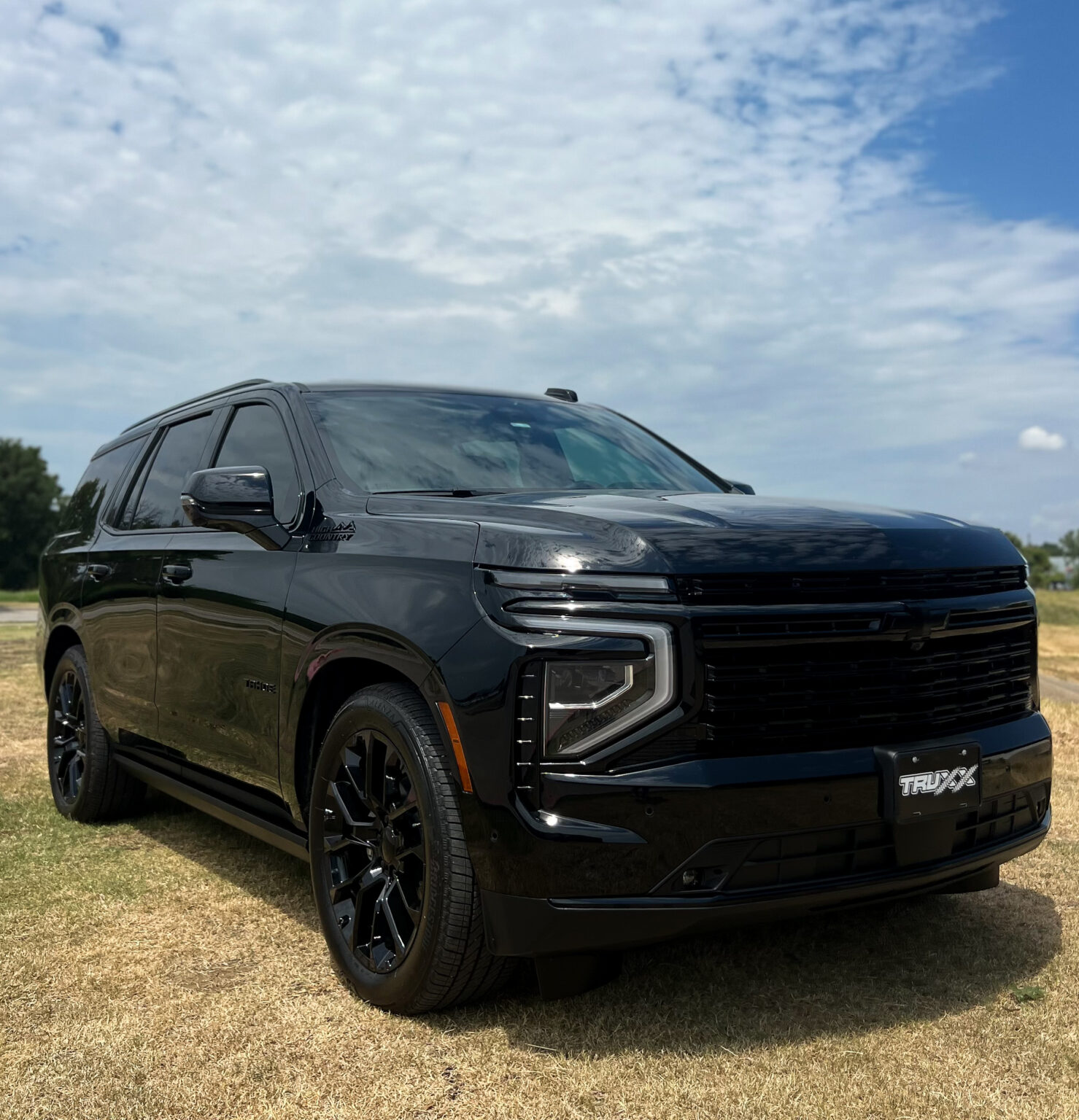 Impressive Chevy Tahoe Build - Truxx