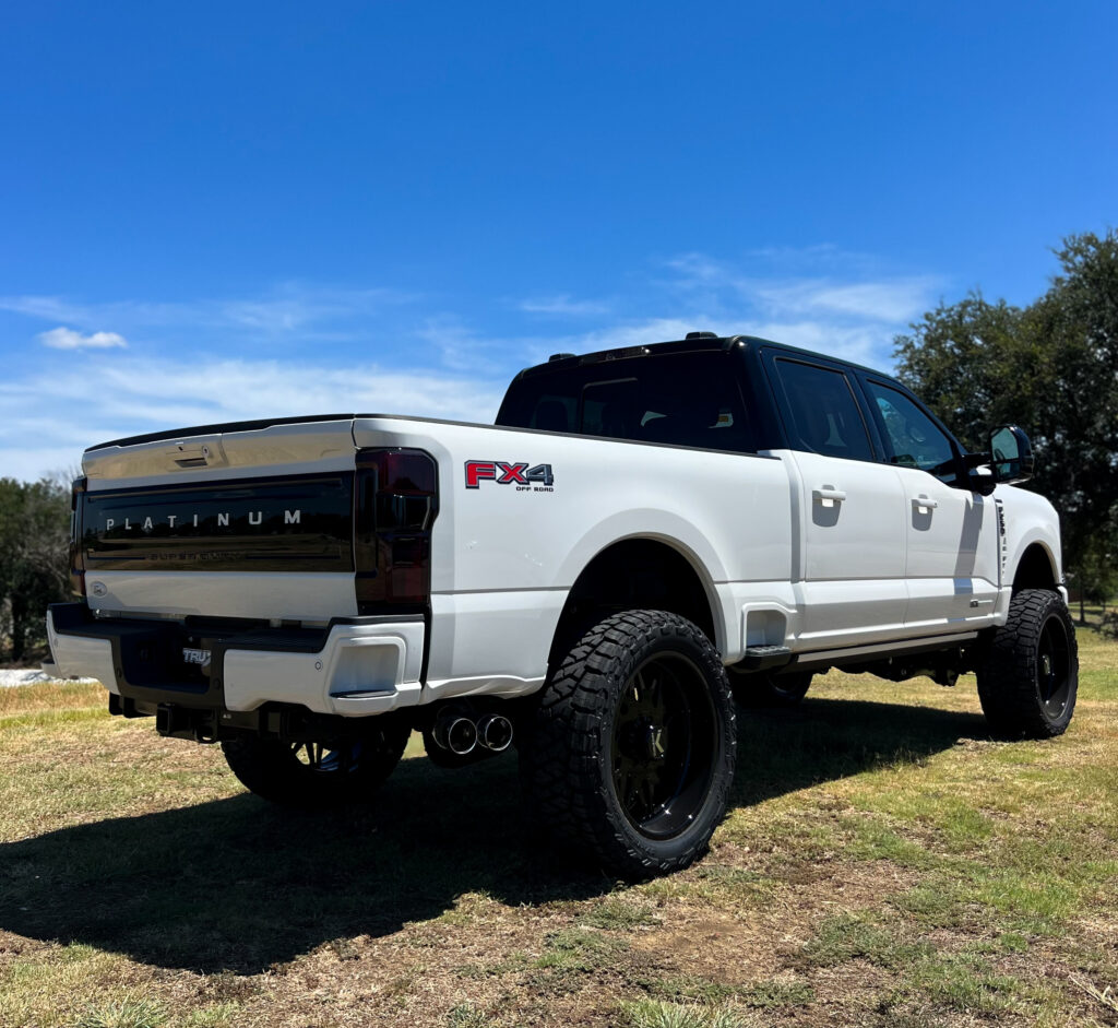 Ultimate Ford F-250 Build - Truxx
