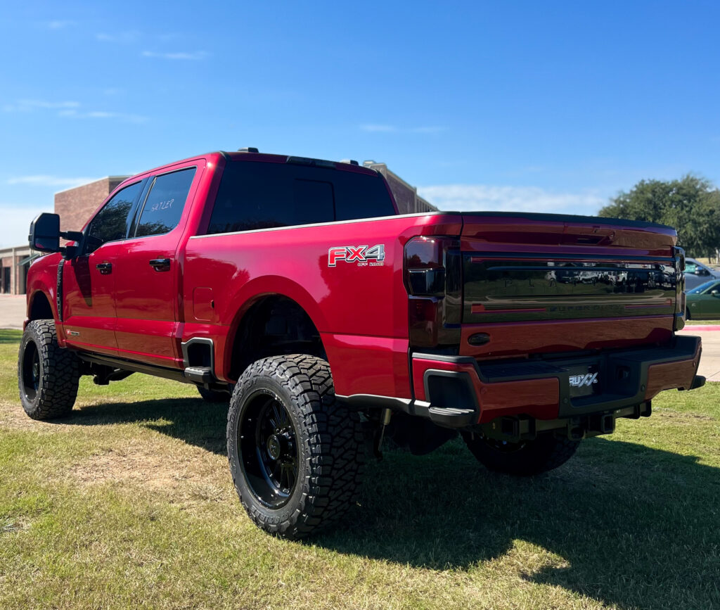 Bold Ford F-250 Build - Truxx
