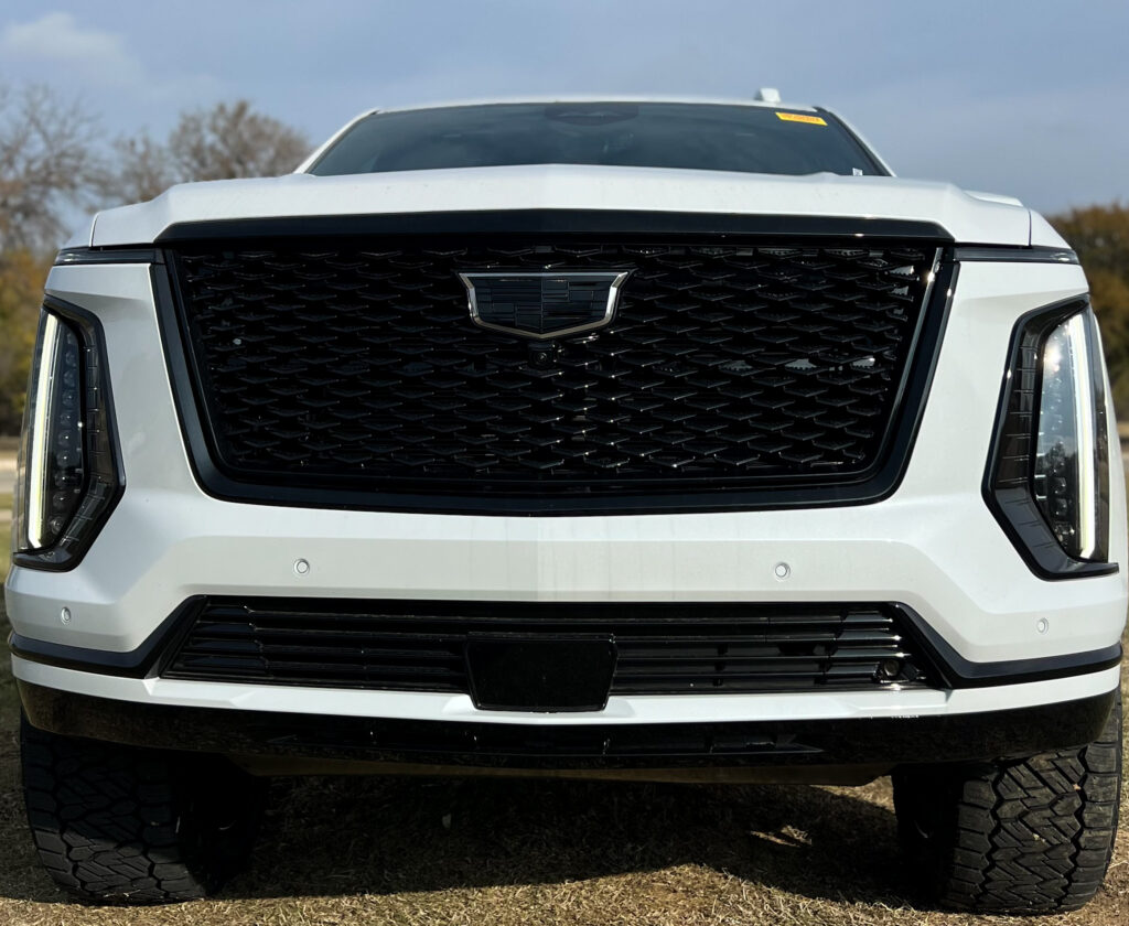 Impressive Cadillac Escalade Custom Build - Truxx