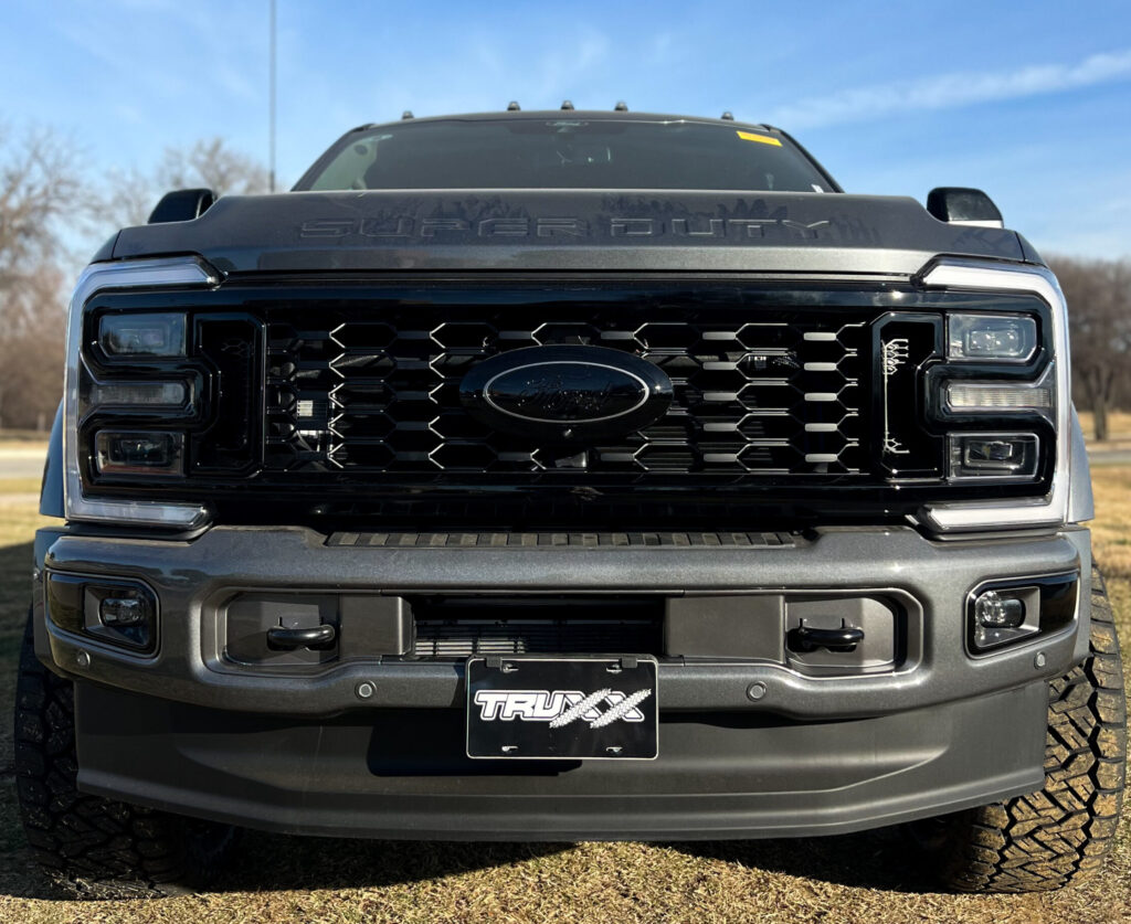 Ford F-450 Custom Build – Built to Work Hard and Look Mean - Truxx