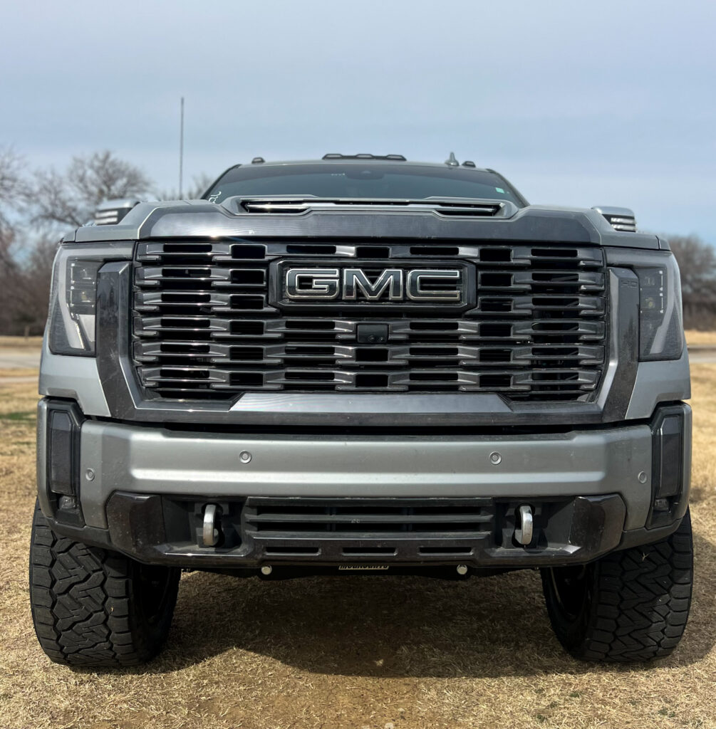 Impressive GMC Sierra HD Denali Build - Truxx