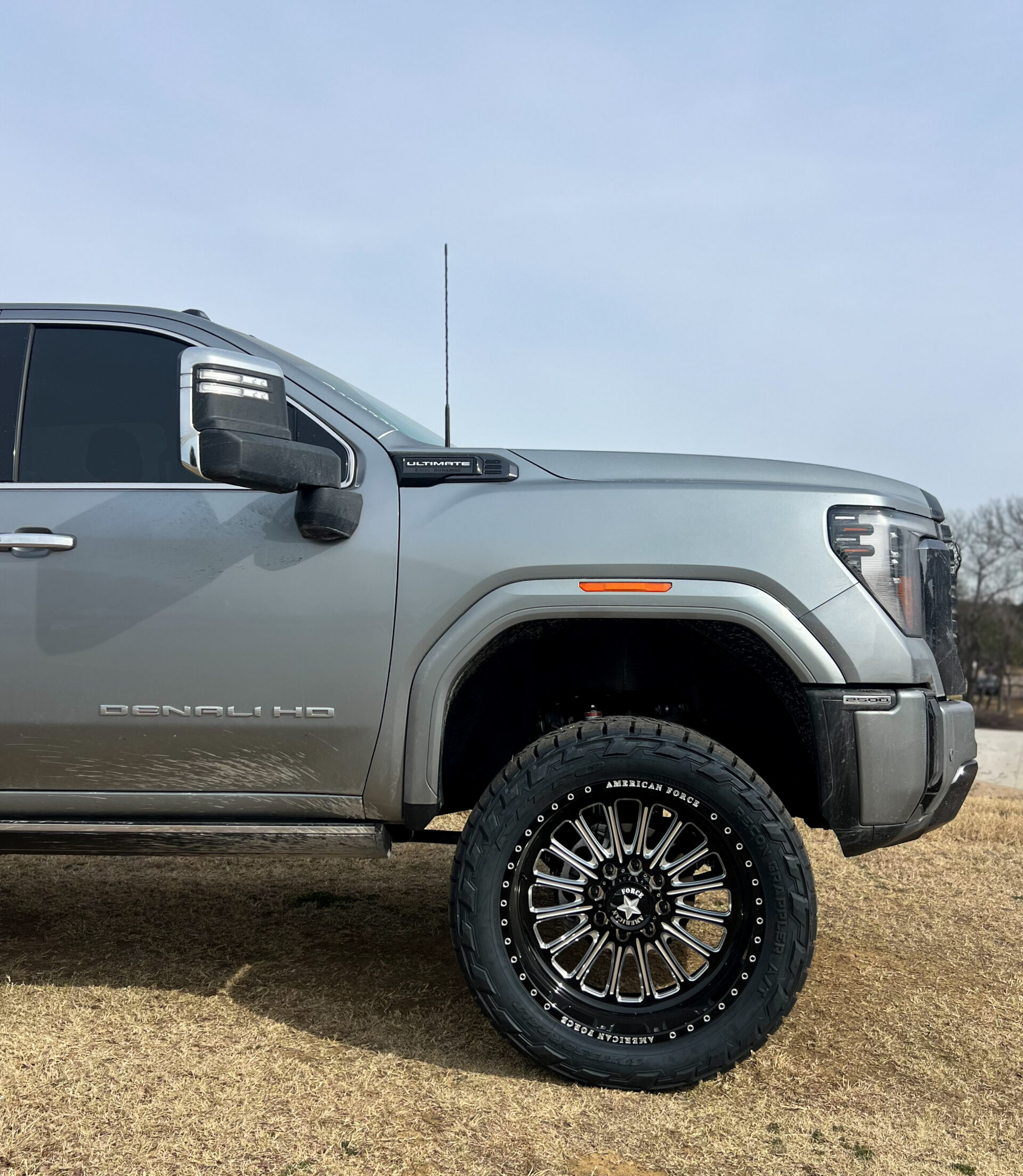 Impressive GMC Sierra HD Denali Build - Truxx