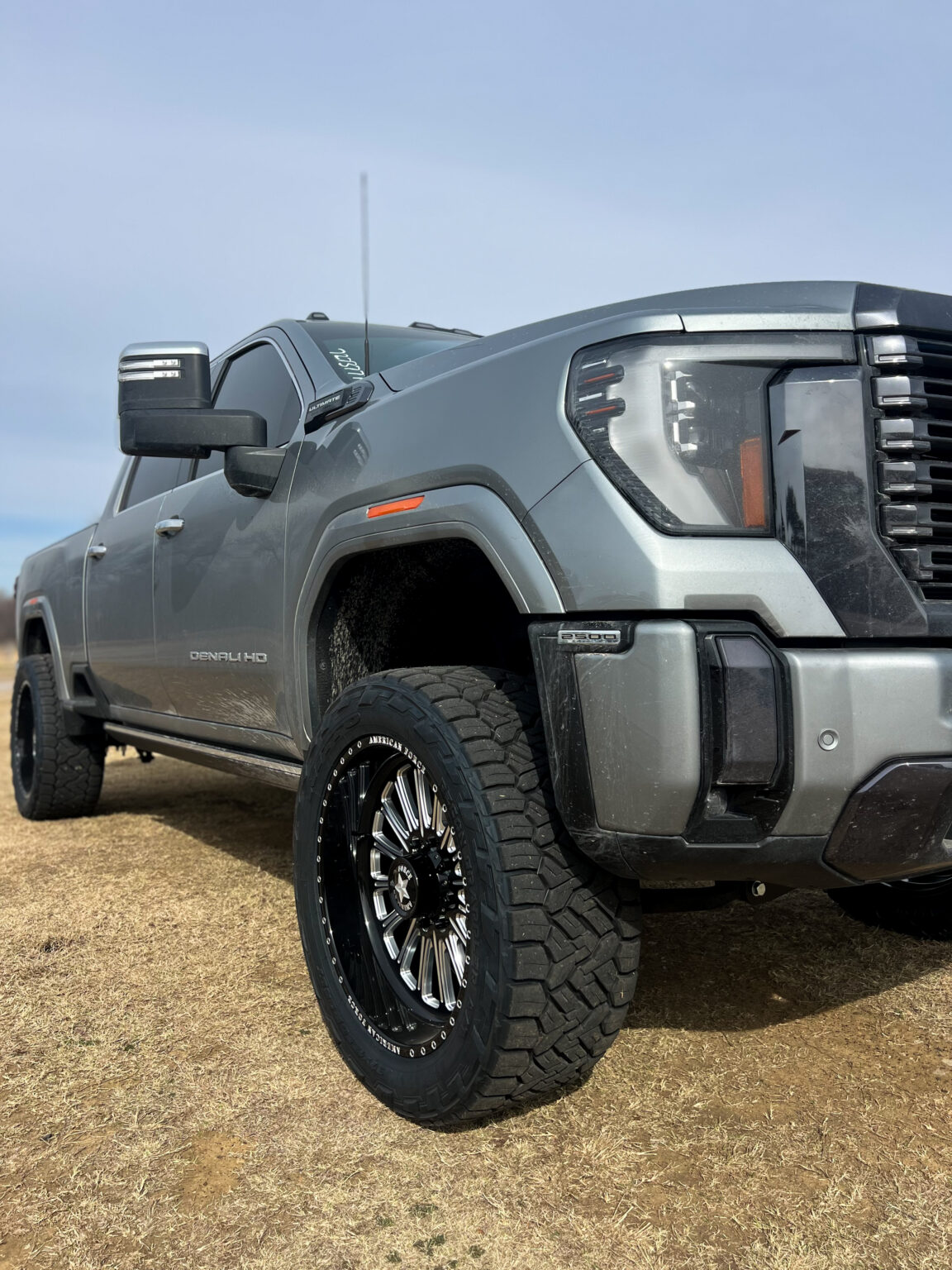 Impressive GMC Sierra HD Denali Build - Truxx